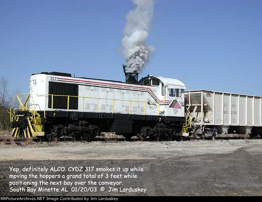 CYDZ 317 Smokes it up at the Bay Minette Rock Yard